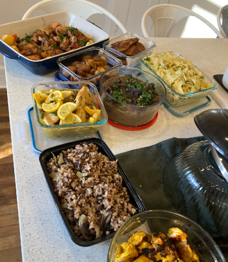 Job: Cook and housekeeper ! Live out - part time. Verdun near metro ...