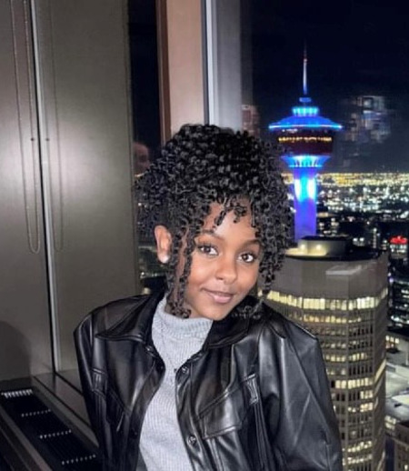 Babysitter Esther K., Calgary, AB